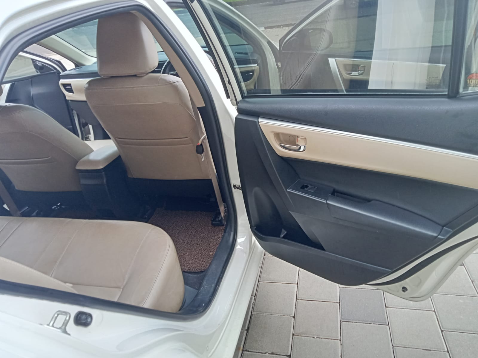 Toyota Altis V 1.8 at 2016 – Pusatnya Mobil Termurah di seluruh Indonesia