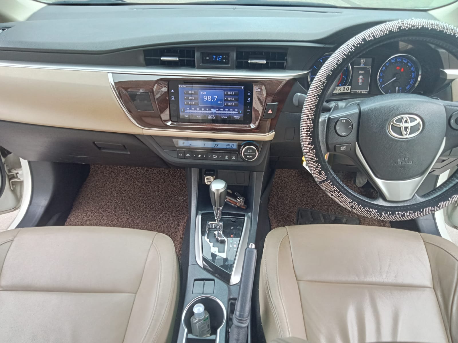 Toyota Altis V 1.8 at 2016 – Pusatnya Mobil Termurah di seluruh Indonesia